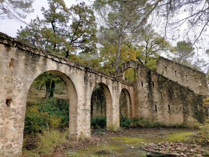 Bollène, circuit des chapelles et des grottes - Randonnée - Niveau 3 ...